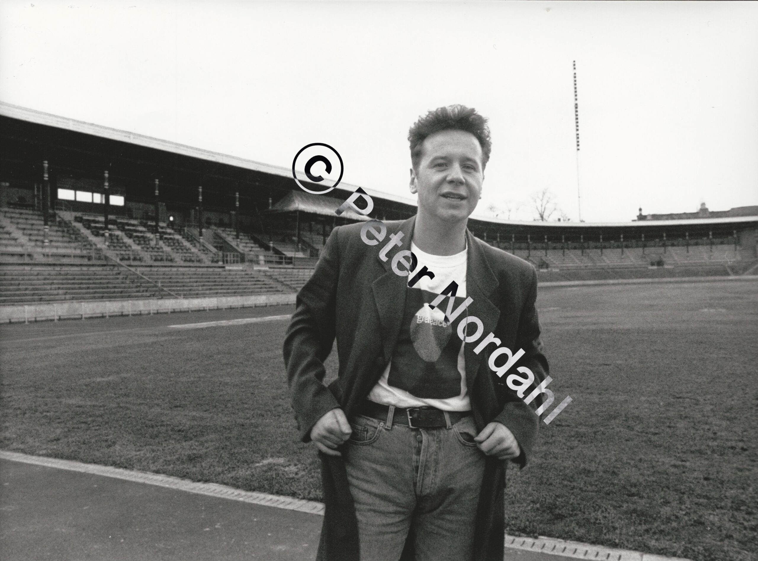 Rare Kerr Photos Are Like Buses – Priptona's Simple Minds Space