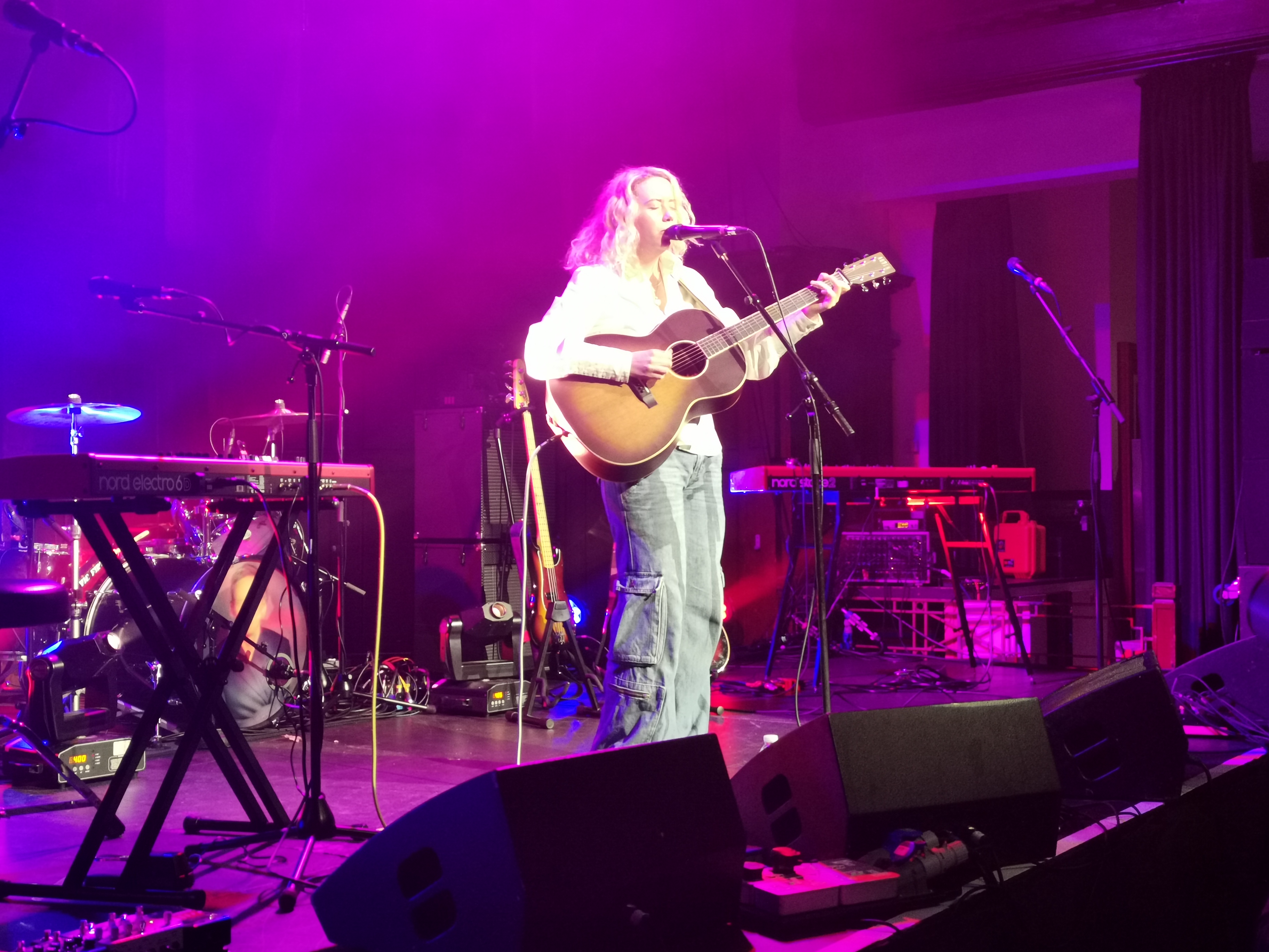 Gig Review: Hamish Hawk (+ Lizzie Reid) – St Luke’s and The Winged Ox ...